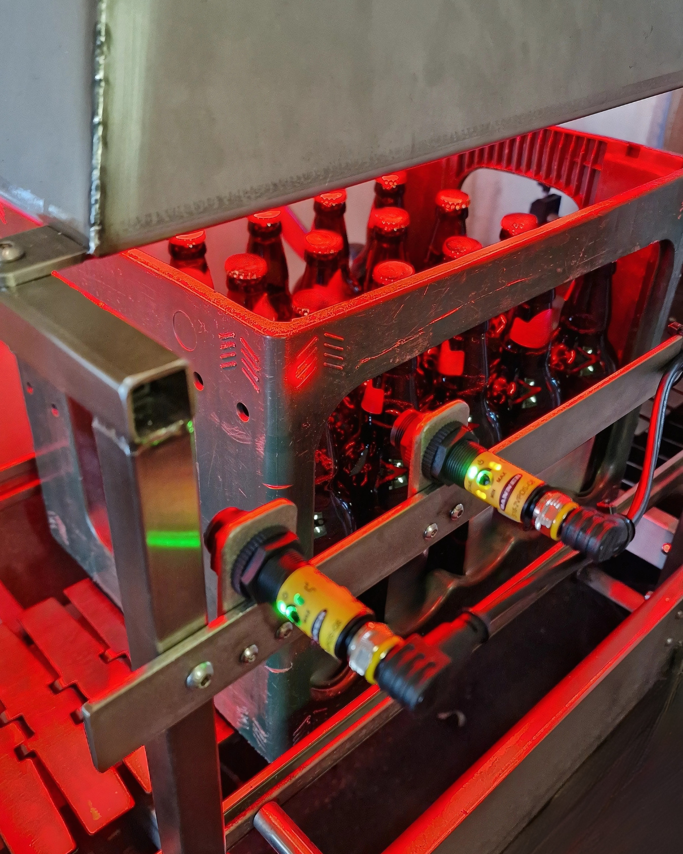 Automated Vision Inspection for Bottle Crate Filling | Will Sensors